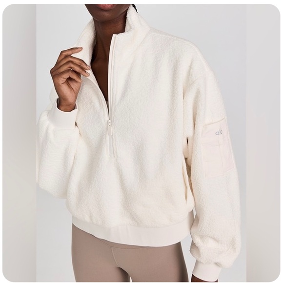 ALO Yoga | Jackets & Coats | Alo Yoga Micro Sherpa Solstice Half Zip ...